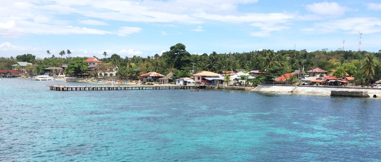 Cebu City Guide – History, Beaches & Island Tours